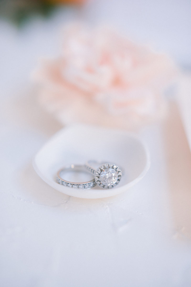 5 Tips on Wedding Flat Lays - kristiphillipsphotography.com